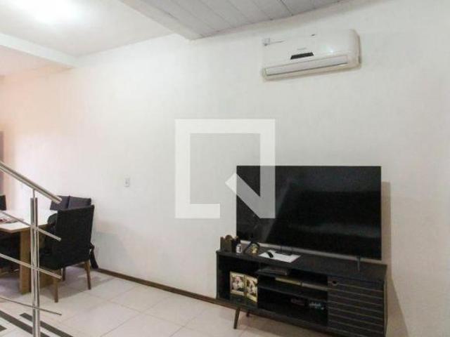 Casa à Venda São José, 2 Quartos, 70 m² Canoas