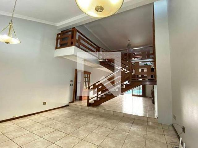Casa à Venda São José, 4 Quartos, 411 m² Novo Hamburgo