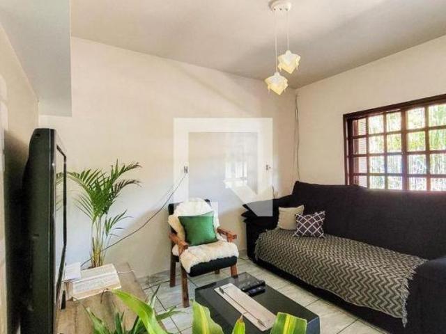 Casa à Venda São Jorge, 3 Quartos, 200 m² Novo Hamburgo