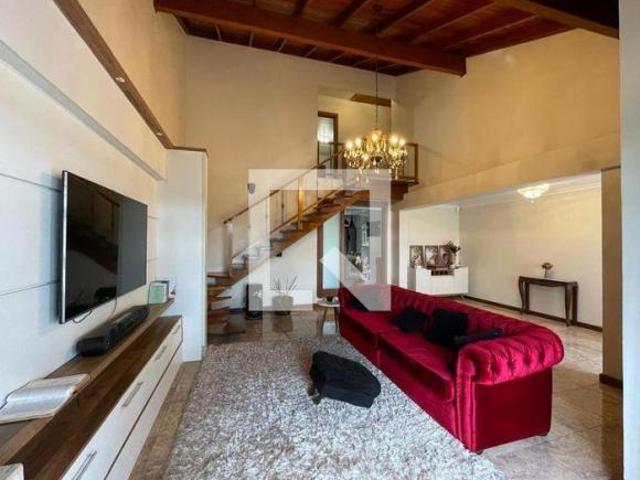 Casa à Venda São Jorge, 3 Quartos, 300 m² Novo Hamburgo