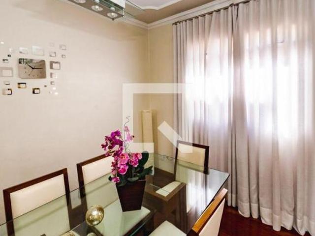 Casa à Venda São Luíz, 3 Quartos, 130 m² Belo Horizonte