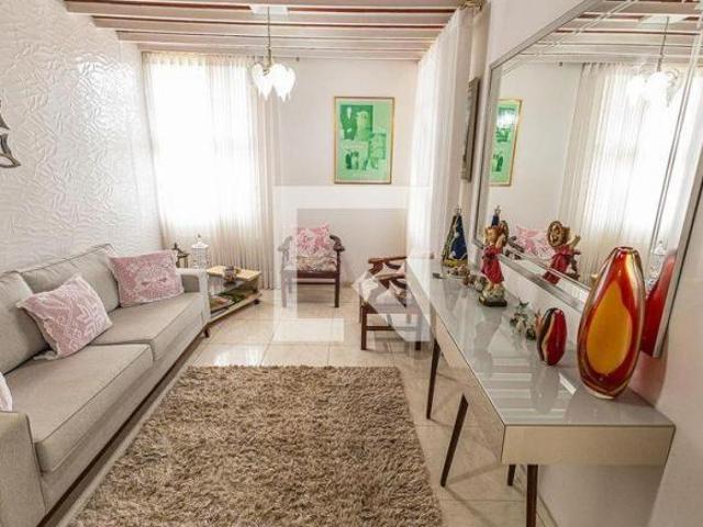 Casa à Venda São Luíz, 3 Quartos, 230 m² Belo Horizonte
