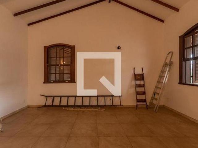Casa à Venda São Luíz, 4 Quartos, 280 m² Belo Horizonte