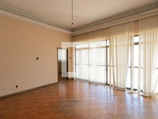 Casa à Venda São Luíz, 5 Quartos, 1000 m² Belo Horizonte