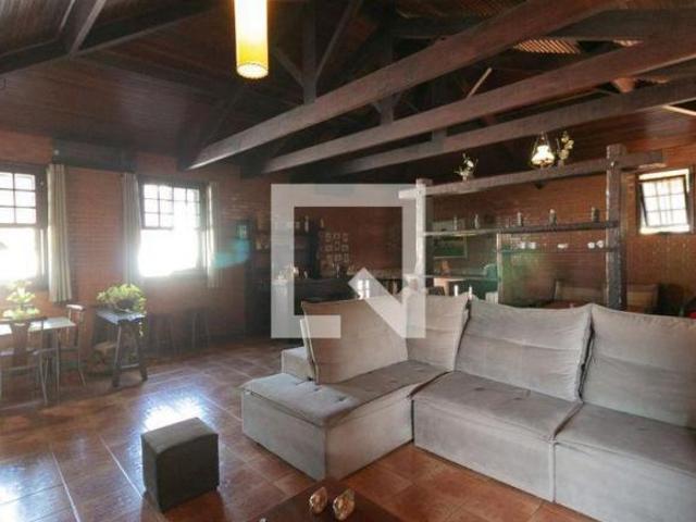 Casa à Venda São Luíz, 5 Quartos, 555 m² Belo Horizonte