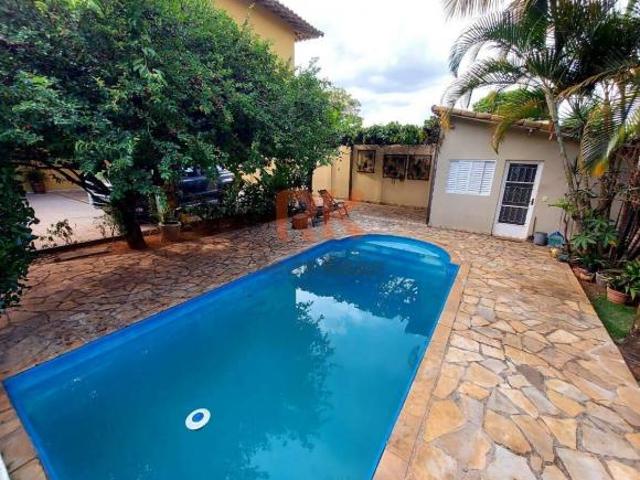 CASA Á VENDA SÃO LUIZ BELO HORIZONTE