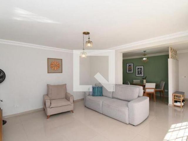 Casa à Venda São Lourenço, 3 Quartos, 166 m² Curitiba