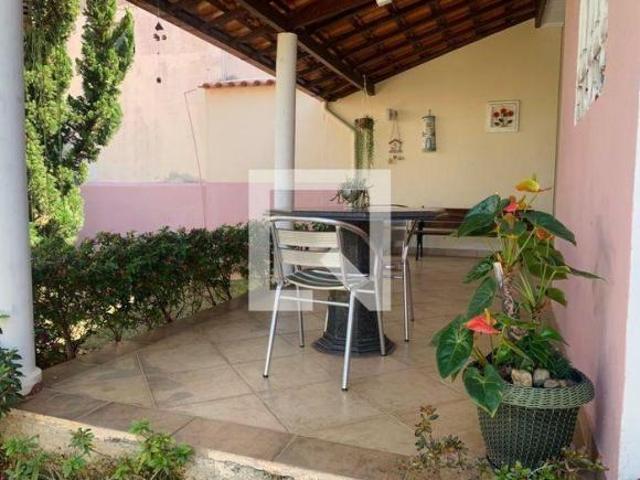 Casa à Venda São Paulo, 4 Quartos, 340 m2 Belo Horizonte