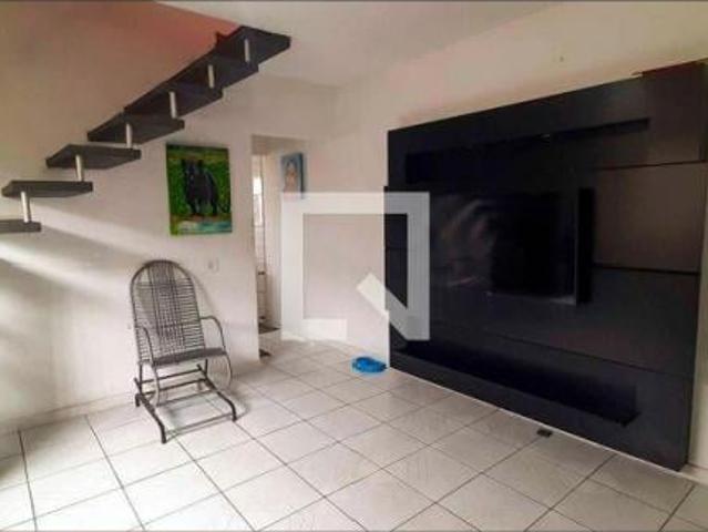 Casa à Venda São Pedro, 6 Quartos, 140 m² Osasco