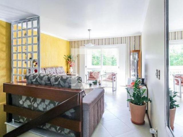 Casa à Venda São Sebastião, 3 Quartos, 430 m² Porto Alegre