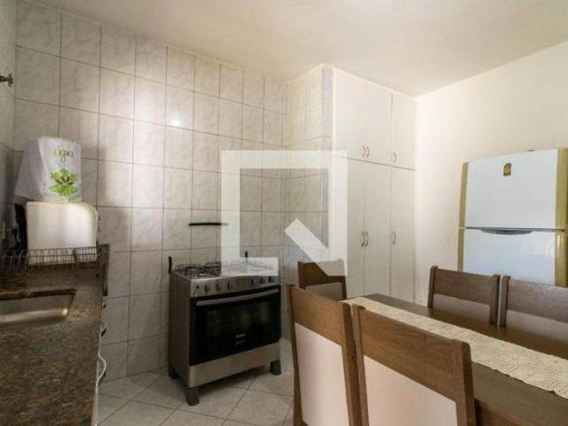 Casa à Venda Sousas, 2 Quartos, 70 m2