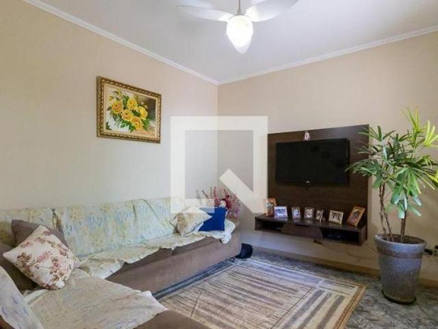 Casa à Venda Sousas, 3 Quartos, 1010 m² Campinas