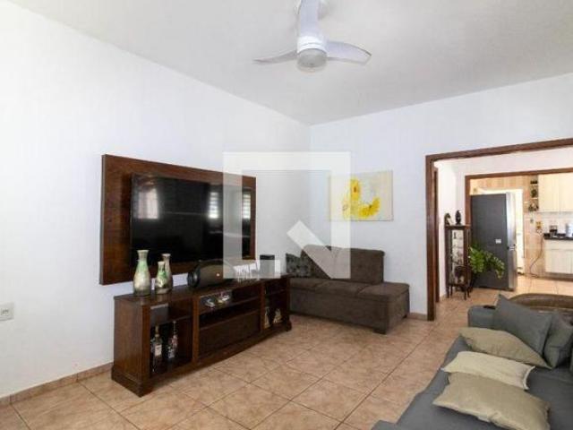 Casa à Venda Sousas, 3 Quartos, 180 m² Campinas