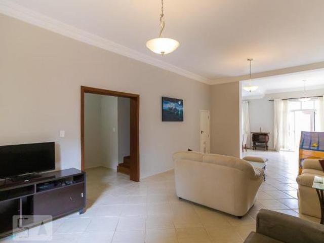 Casa à Venda Sousas, 4 Quartos, 300 m² Campinas