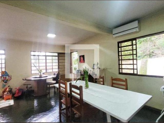 Casa à Venda Sousas, 5 Quartos, 380 m² Campinas