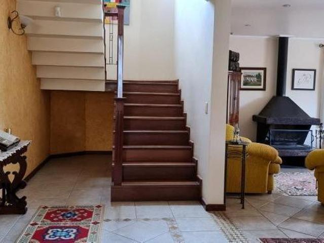 Casa a venda sobrado condomínio Malota, Jundiaí SP