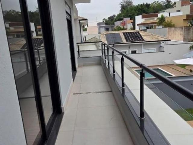 CASA À VENDA SOBRADO NOVO COM 3 QUARTOS SENDO 3 SUÍTES NO CONDOMINIO RESERVA DOS VINHEDOS LOUVEIRA