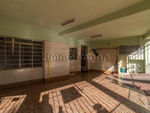 CASA Á VENDA SOBRADO POMPÉIA 6 DORMITÓRIOS 2 VAGAS