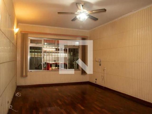 Casa à Venda Saúde, 3 Quartos, 150 m2