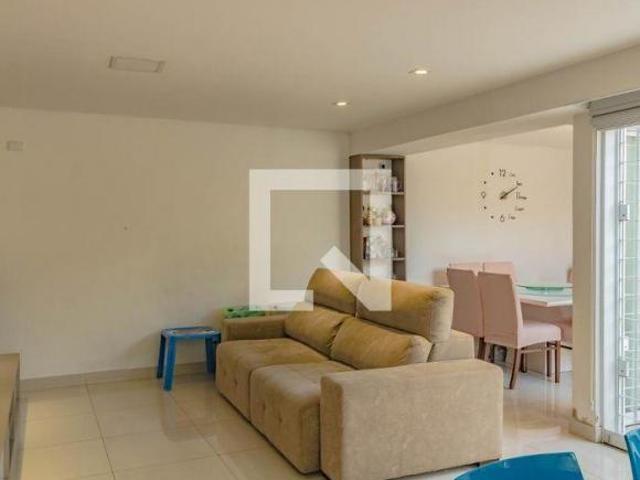 Casa à Venda Saúde, 3 Quartos, 160 m2