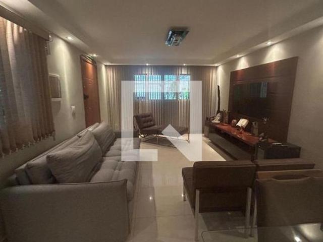 Casa à Venda Saúde, 3 Quartos, 122 m2