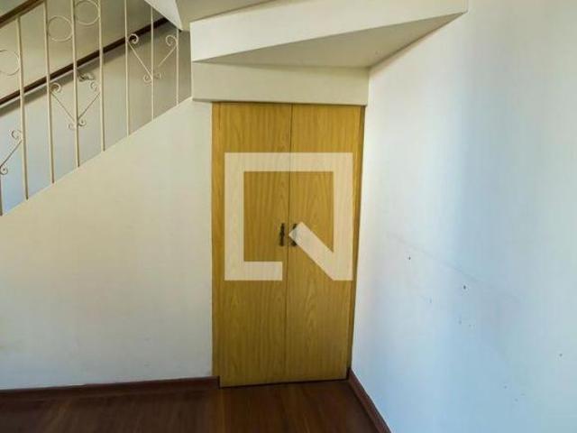 Casa à Venda Saúde, 3 Quartos, 125 m2