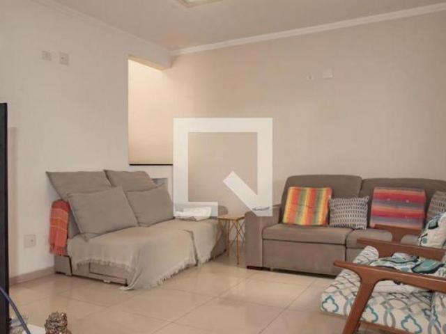 Casa à Venda Saúde, 3 Quartos, 240 m² São Paulo