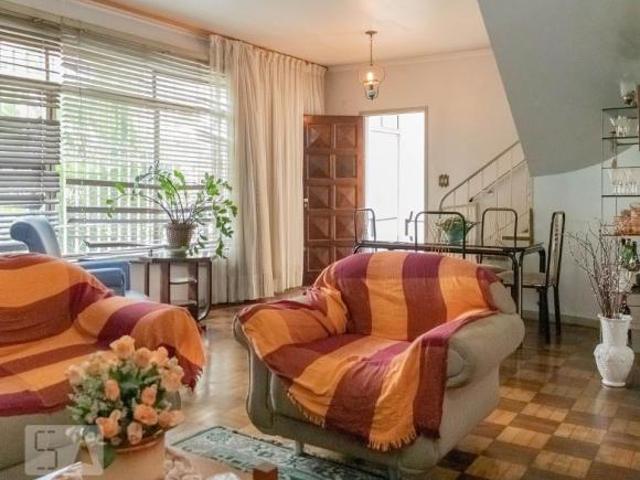 Casa à Venda Saúde, 3 Quartos, 220 m2