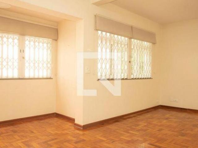 Casa à Venda Saúde, 3 Quartos, 390 m² São Paulo