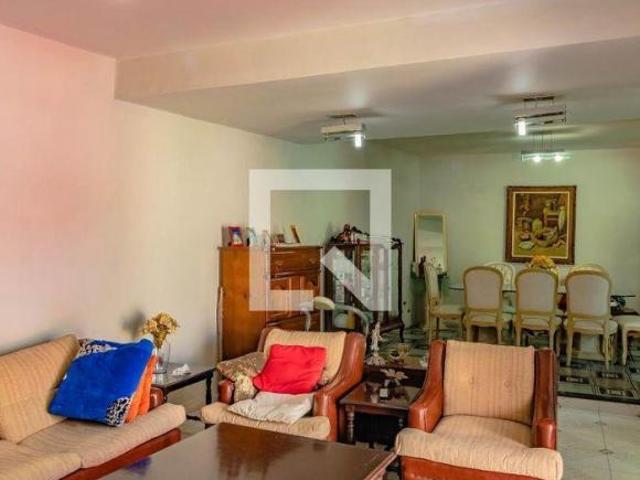 Casa à Venda Saúde, 3 Quartos, 300 m² São Paulo