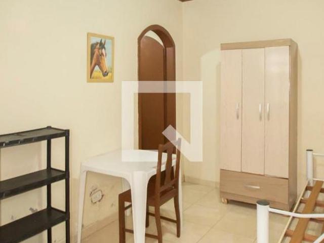 Casa à Venda Saúde, 10 Quartos, 190 m2