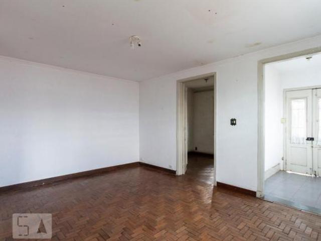 Casa à Venda Saúde, 2 Quartos, 130 m2