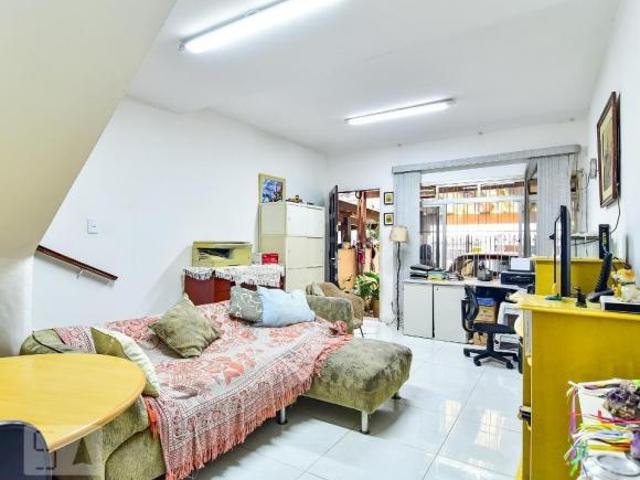 Casa à Venda Saúde, 2 Quartos, 99 m2