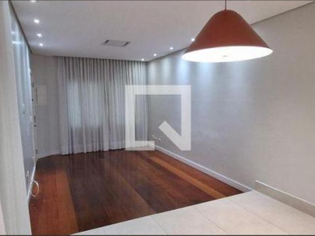 Casa à Venda Saúde, 4 Quartos, 141 m2