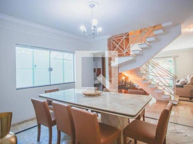 Casa à Venda Saúde, 4 Quartos, 282 m² São Paulo