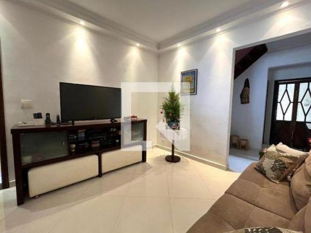 Casa à Venda Saúde, 4 Quartos, 220 m2