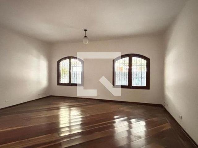 Casa à Venda Saúde, 4 Quartos, 234 m² São Paulo