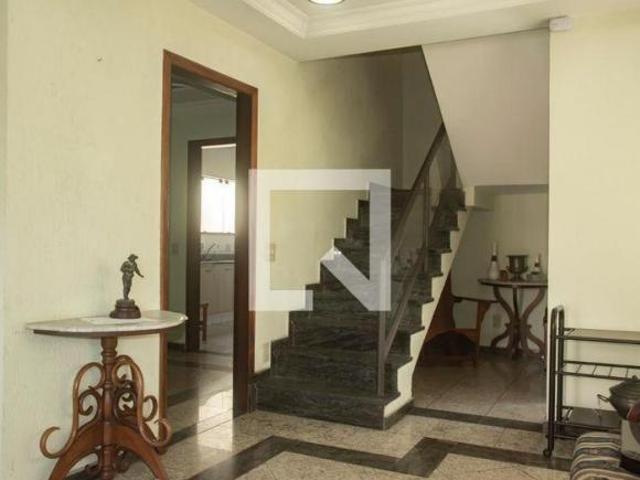 Casa à Venda Saúde, 4 Quartos, 300 m² São Paulo