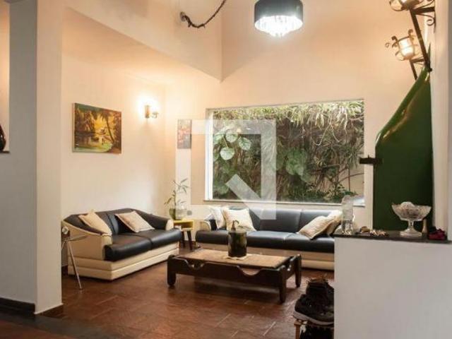 Casa à Venda Saúde, 5 Quartos, 320 m2