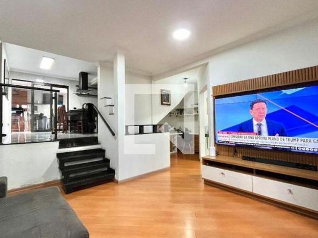 Casa à Venda Saúde, 6 Quartos, 296 m² São Paulo