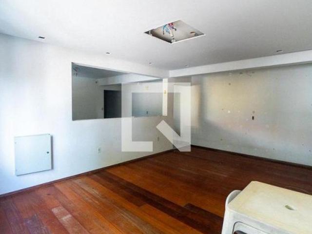 Casa à Venda Saúde, 6 Quartos, 600 m² São Paulo