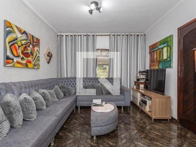 Casa à Venda Sacomã, 3 Quartos, 144 m² São Paulo