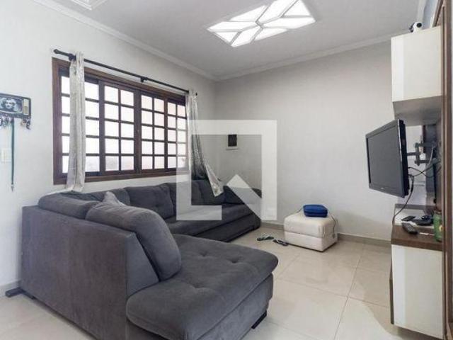 Casa à Venda Sacomã, 3 Quartos, 180 m² São Paulo