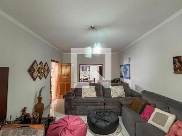 Casa à Venda Sacomã, 3 Quartos, 193 m2