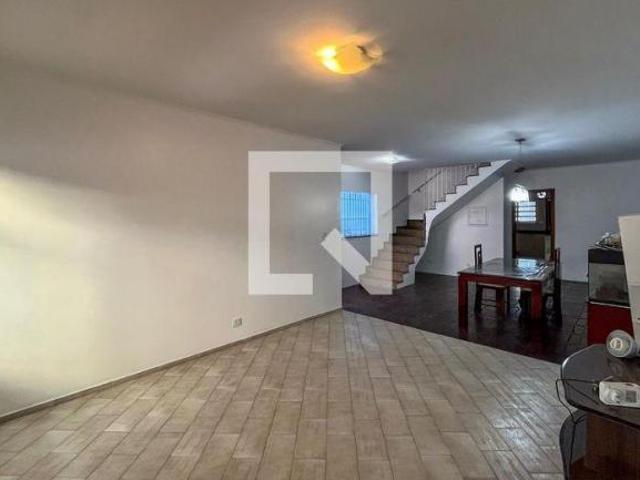 Casa à Venda Sacomã, 4 Quartos, 210 m² São Paulo