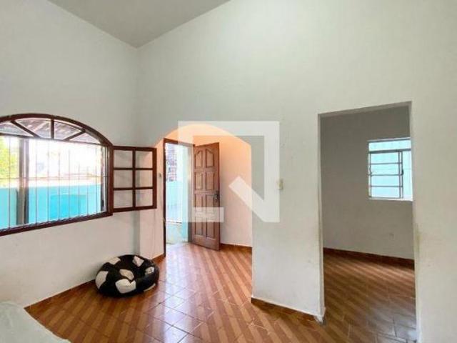 Casa à Venda Sagrada Família, 2 Quartos, 206 m² Belo Horizonte