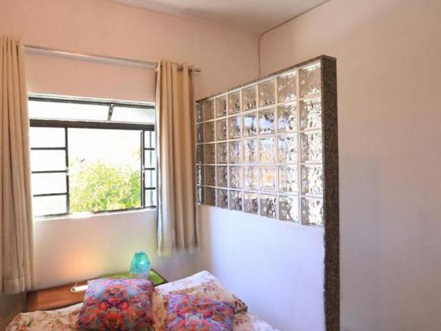 Casa à Venda Sagrada Família, 3 Quartos, 180 m2