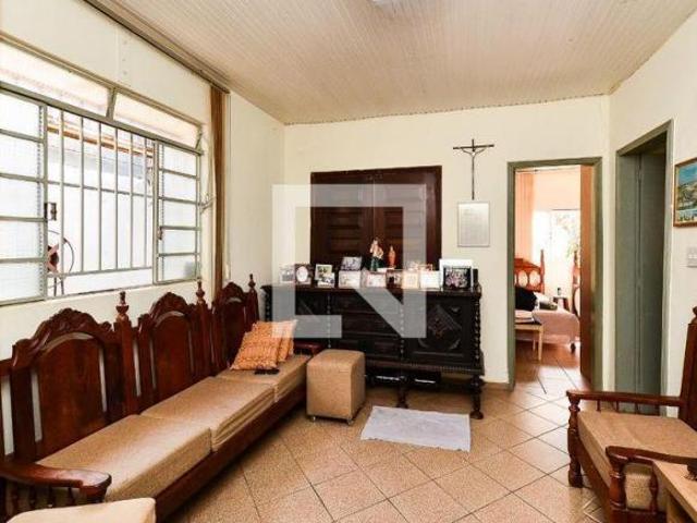 Casa à Venda Sagrada Família, 3 Quartos, 200 m² Belo Horizonte