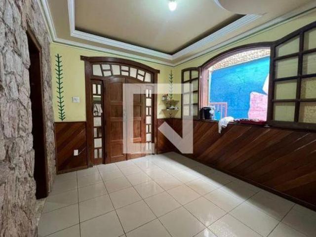 Casa à Venda Sagrada Família, 3 Quartos, 300 m² Belo Horizonte