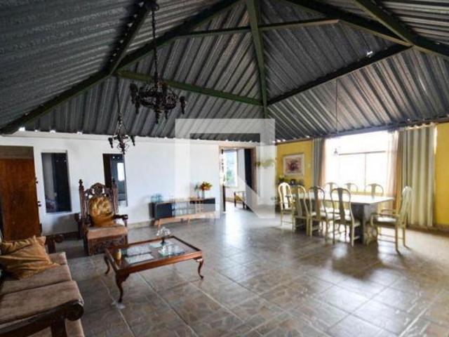 Casa à Venda Sagrada Família, 3 Quartos, 300 m² Belo Horizonte